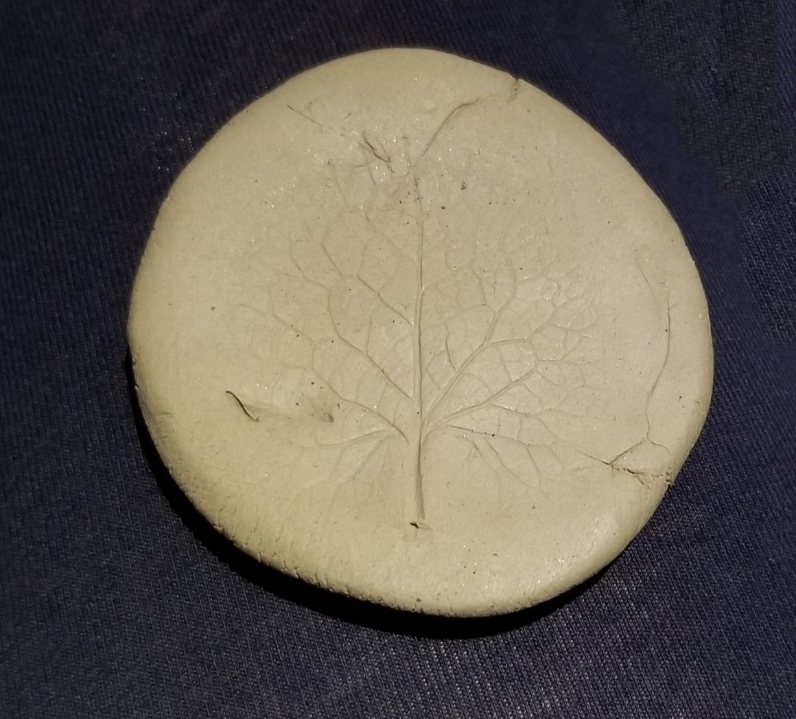 Easy Outdoor Nature Art for Kids - Hands-on Teaching Ideas - Outdoor Art