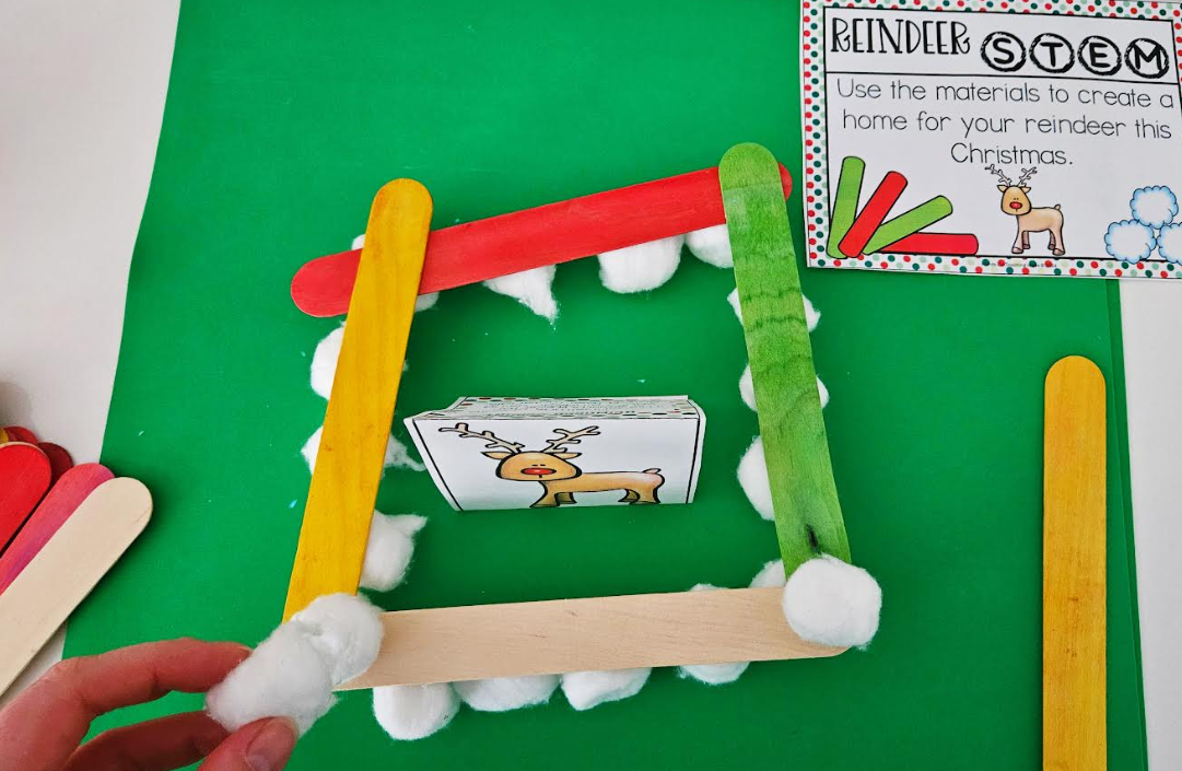 Christmas STEM Activity + Free Printable