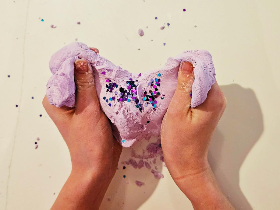How to Make Slime Without Glue + Free Recipe